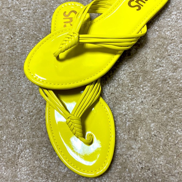 Sam Edelman | Shoes | New Circus By Sam Edelman Neon Yellow Thong ...